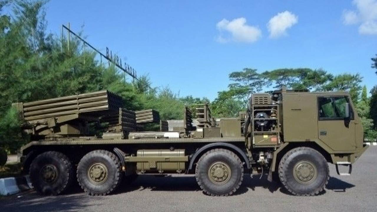 Alutsista Baru, MLRS VAMPIRE Marinir TNI | Vidio