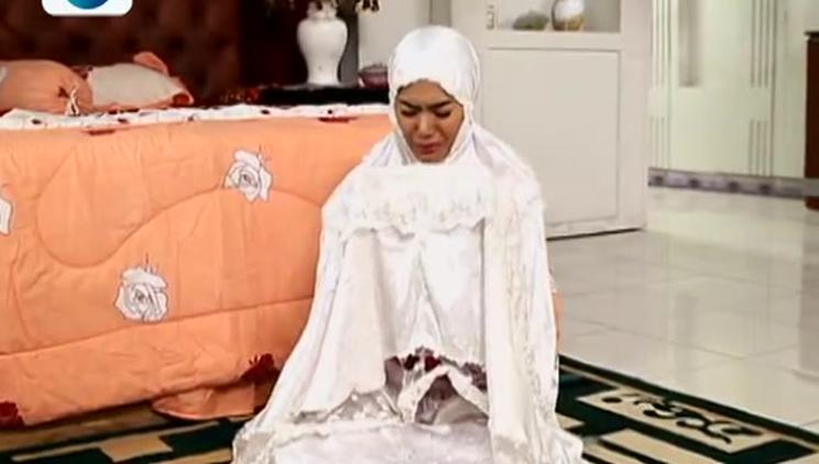 Streaming Film Ina Marika Zuly | Vidio