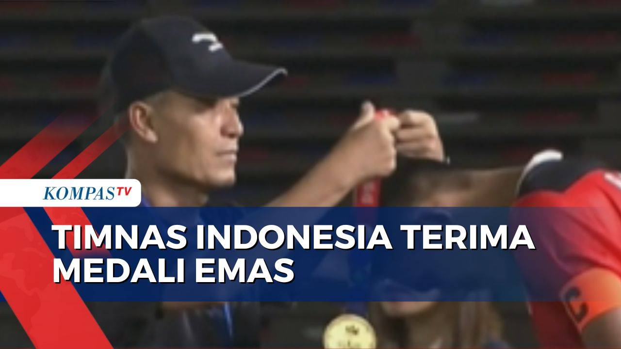 Momen Menpora Dito Ariotedjo Kalungkan Medali Emas pada Timnas U-22 ...